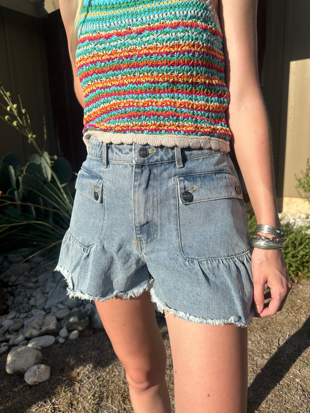 Izzie Shorts – Love, Elvy